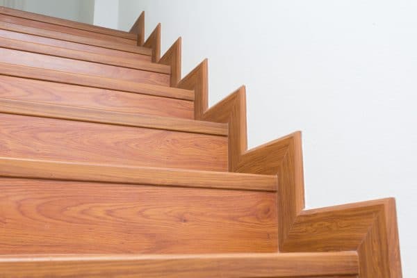 5 Kelebihan Menggunakan Tangga Minimalis Material Kayu - Sejasa HAPPY ...